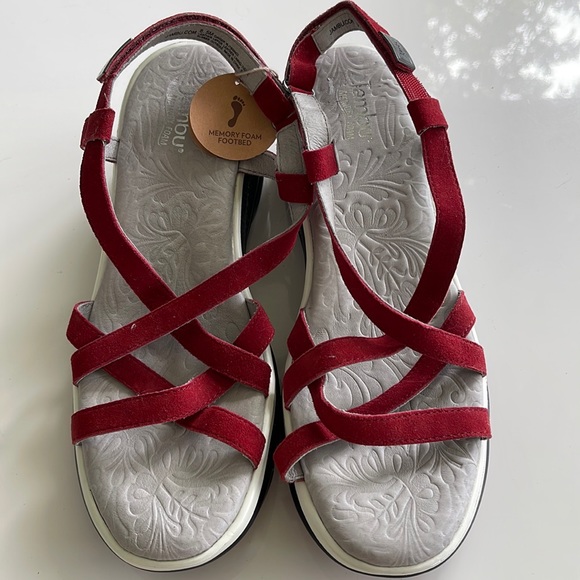 Jambu | Shoes | New Jambu Red Suede Velcro Wedge Sandal Size 85 5 ...